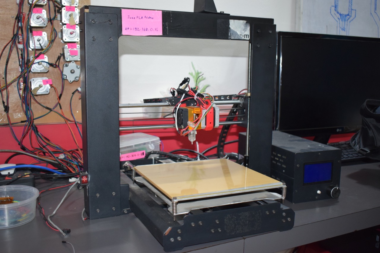 Quick Introduction to 3D Printers - Prayasta